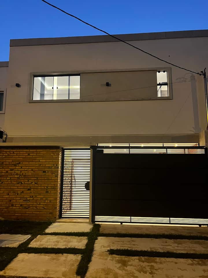 Duplex 4, Luque, Asuncion - Paraguay