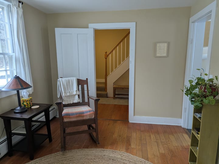 Grafton Homestead: Welcoming Couples & Solo Guests - Grafton, VT