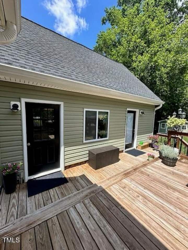 Serenity Stay In Fuquay - Splash Pad, Fuquay-Varina