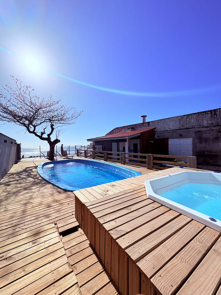 Beira Mar Até 14 Pessoas - イタプア