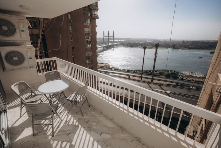 Nile View Stay Ideal Grand Egyptian Museum Visitor - Cairo