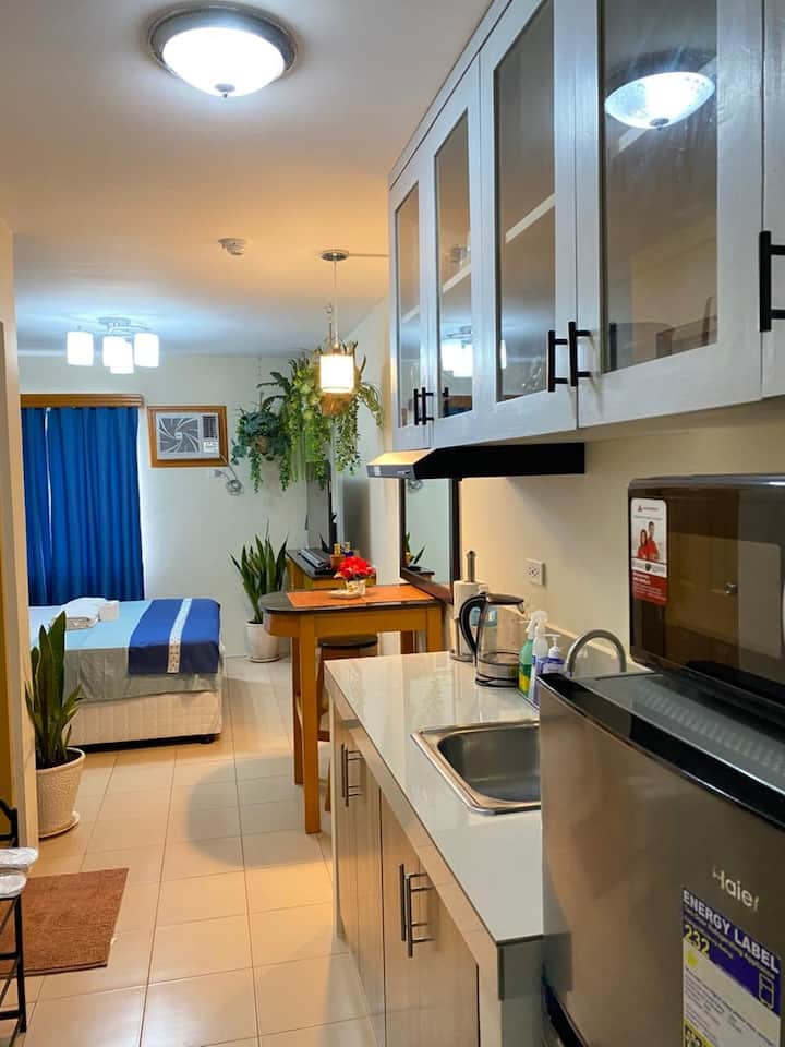 Executive Studio Condo Unit 2 @ Marina Spatial - Dumaguete