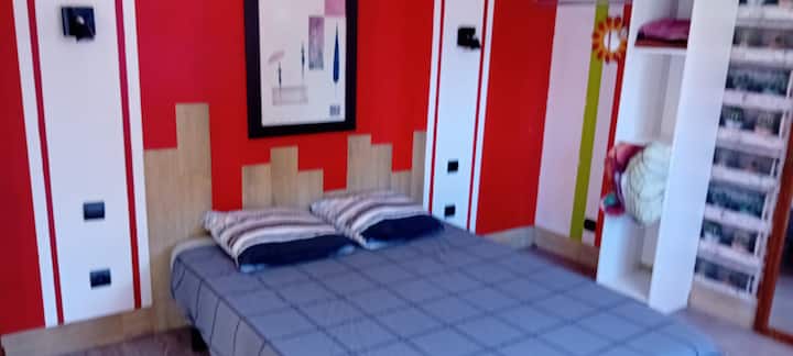 Maisonnette Avec Piscine - Avignone