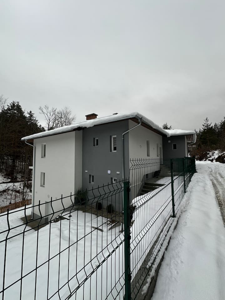 Spacious And Cozy Forest Villa - Bulgaria