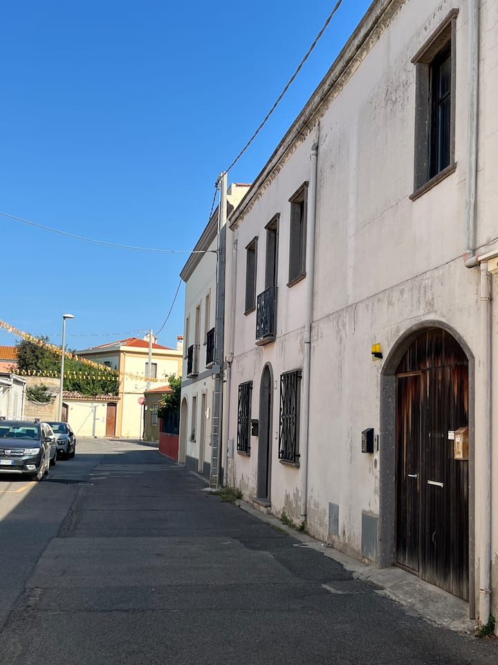 Un Luogo Sospeso Nel Tempo - Solanas