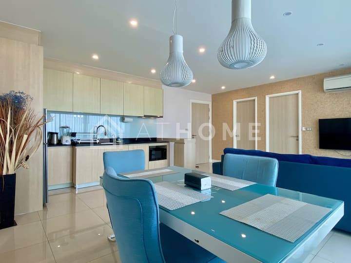 2-bedroom Grande Carribean Condo - Pattaya City