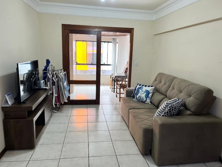 2 Bedroom Apt. 2 Blocks From The Beach & Downtown - Capão da Canoa