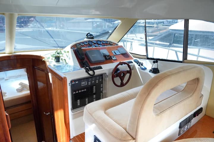 Yacht Experience In Monaco Harbour - Monaco