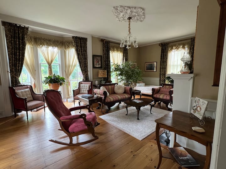 Château Defoi, Doux Rêve - Wellsboro, PA