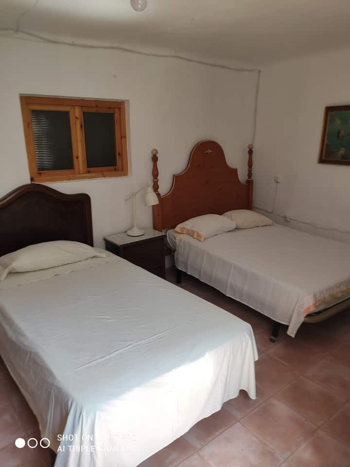 2 Habitación Para Familia 3 Camas
Camas - Calatayud