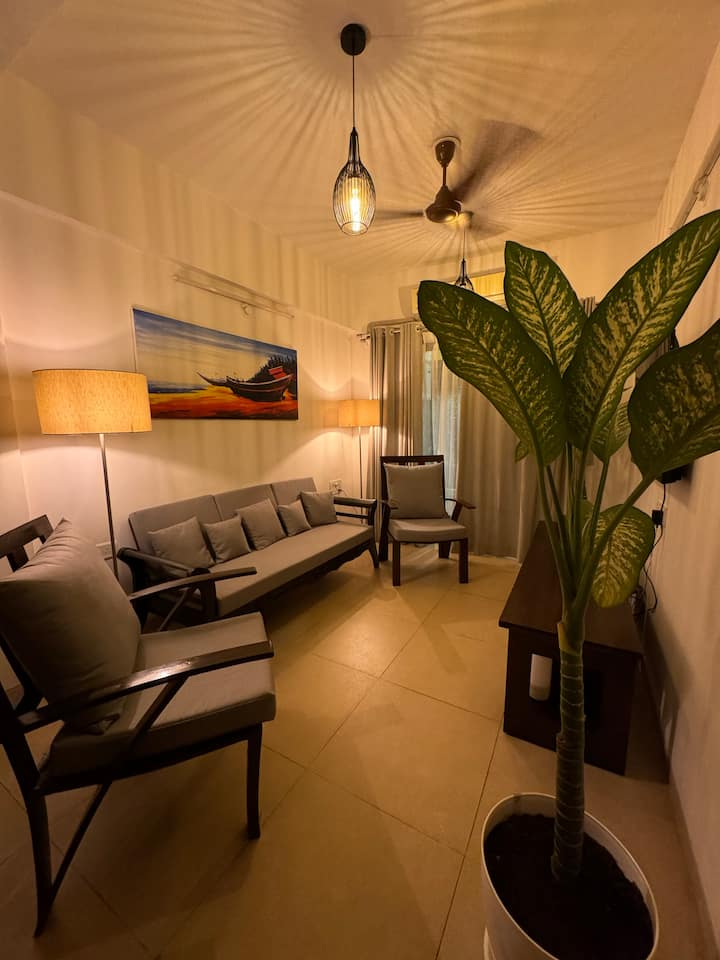 Cozy Spacious 1bhk W/ Pool Near Beach -Arpora, Goa - Goa