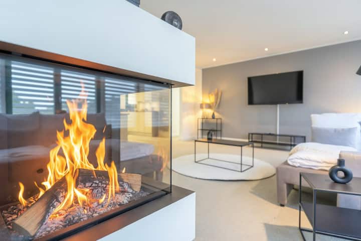 Milpau: Luxury Penthouse - 160 M2 - Fireplace - Park - Hattingen