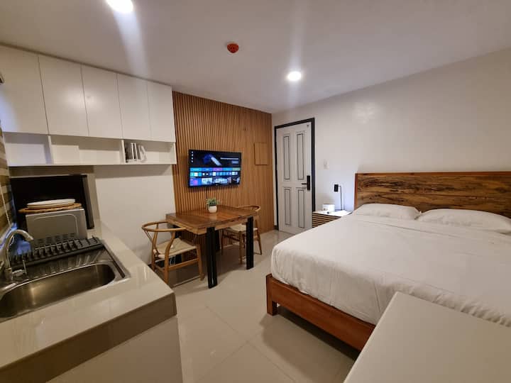 Flat 35, Unit 3b - Las Piñas