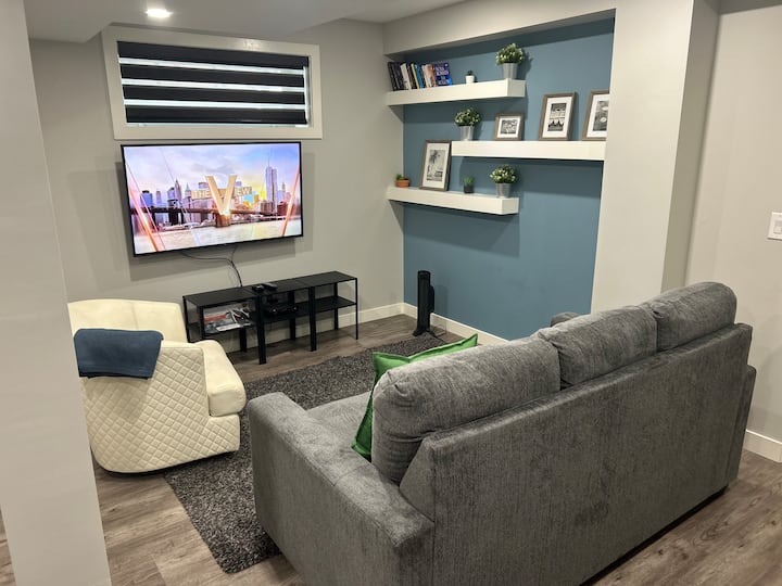 Deluxe&exquisite 2br Private Basement - 溫尼伯