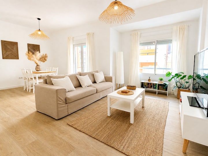 Central Alicante Apartment With Balcony And A/c - Alicante