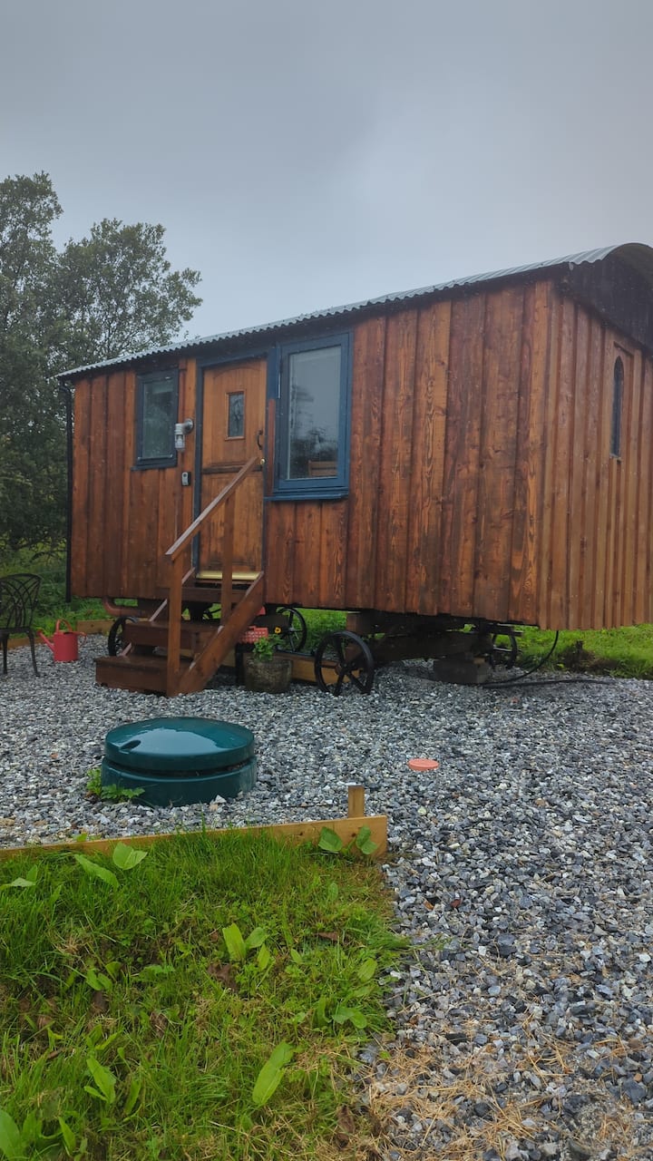 The Shepherd's Hut At 7, Drumfearn - Skye