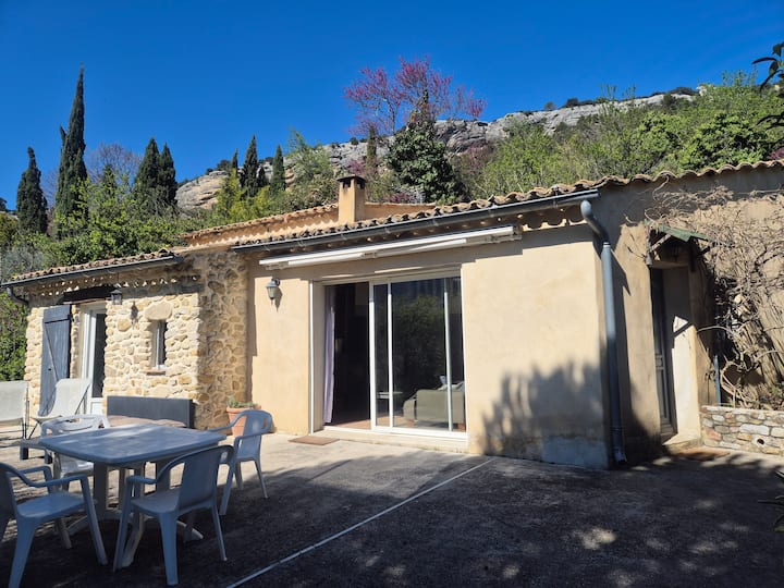 A Nyons, Drôme Provençale, Idéalement Située - Nyons