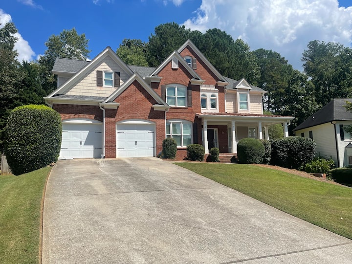 Dream Home W/ Private Pool! - Suwanee, GA