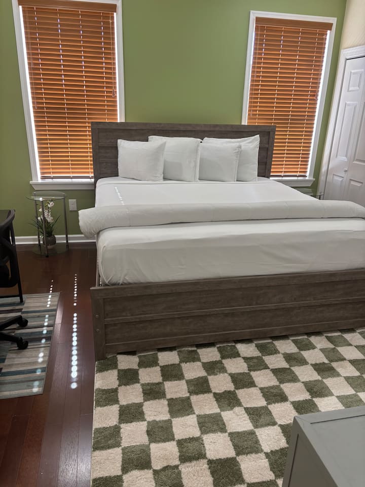 Spacious 3br 2.5 Bth Near Chop Upenn Penn Medicine - Upper Darby, PA