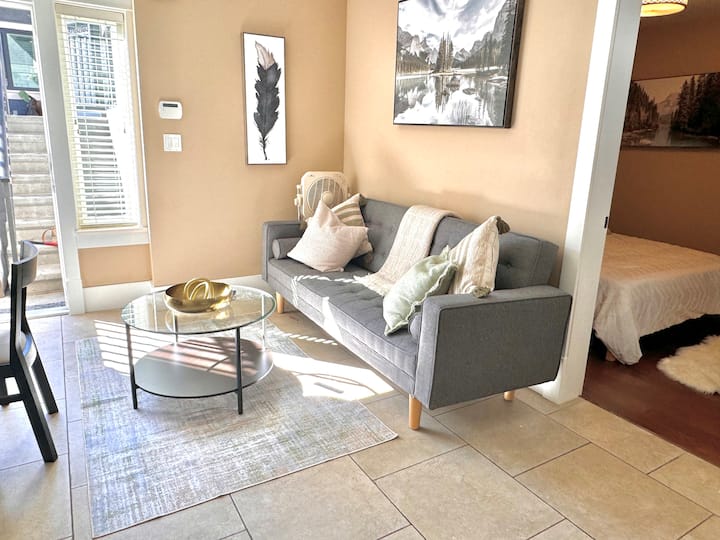 New Modern 1 Bd Suite, Close To Dt - Vancouver