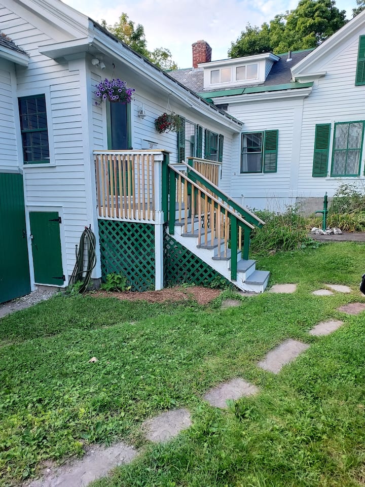 Victorian Charm Awaits You - St Albans City, VT