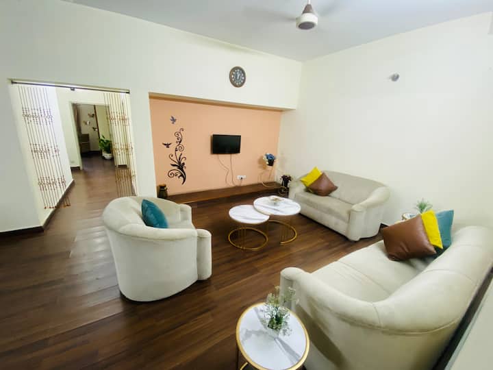 Lux: 2-bed Civil Defence Ph-1 & 10min From Airport - 拉哈爾