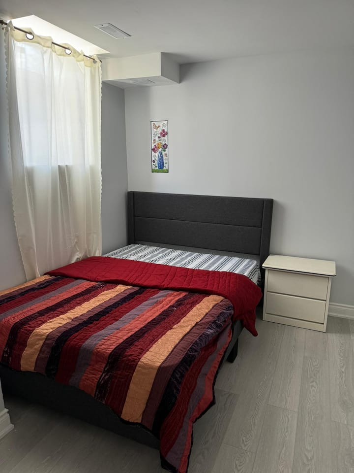 Quiet And Luxurious Environment - Bolton