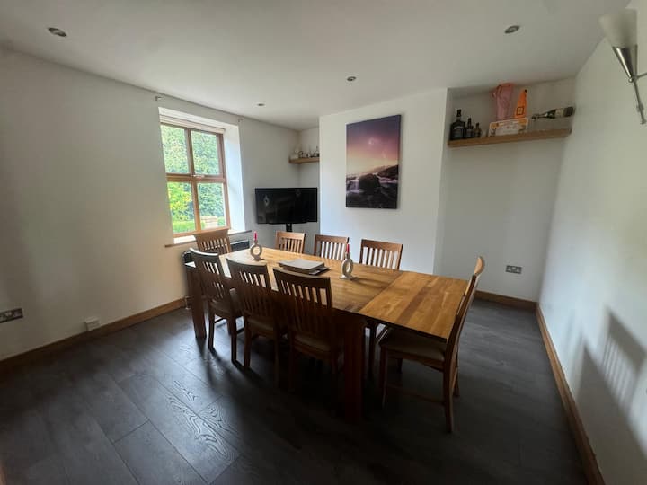 A Truly Stunning Semi Rural Manor House: Bedroom 3 - Warrington