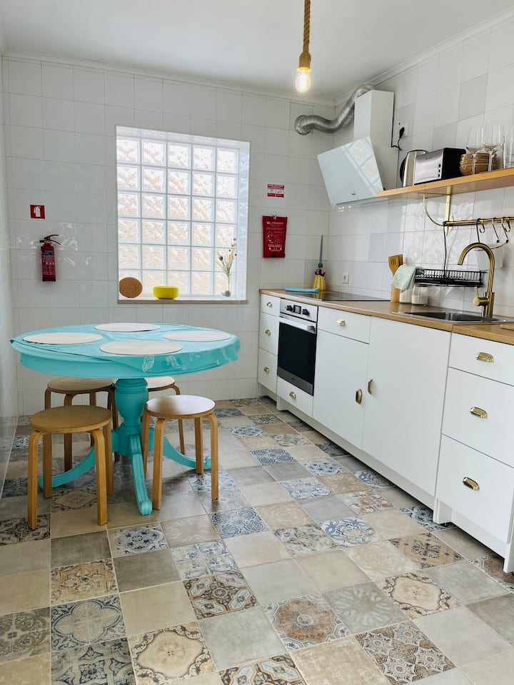 Casa Carminho - T0 Totalmente Renovado Na Nazaré - Alcobaça