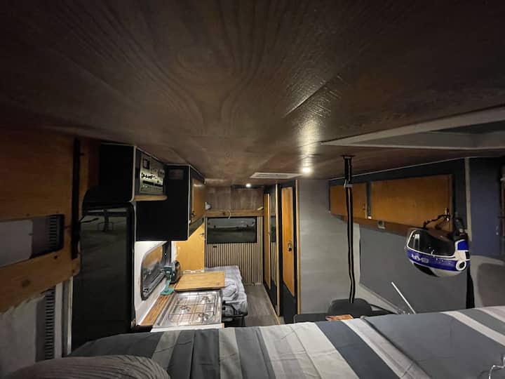 Vive Y Aventúrate En Autocaravana - Castelldefels