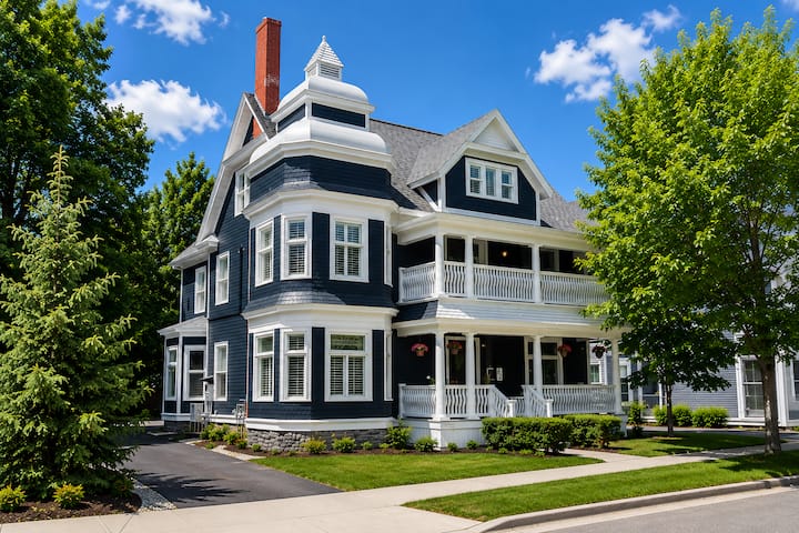 Clark I.o.d.e House Apartment One King &Two Queens - Fredericton