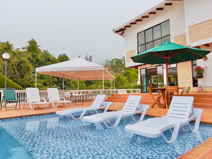 Lago Calima Bliss: Huge House - Huila