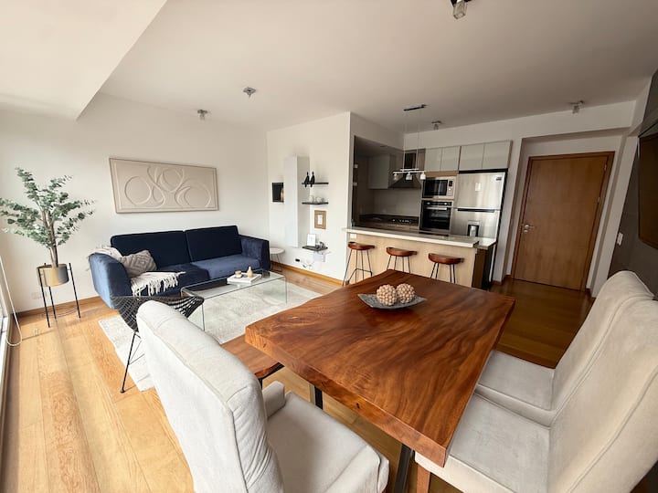 Modern 1br Apartment With Parking - Safe Area - Quito