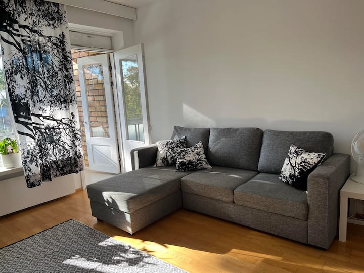 Kaksio, Hyvät Yhteydet Ja Rauhallinen Alue - Helsinki