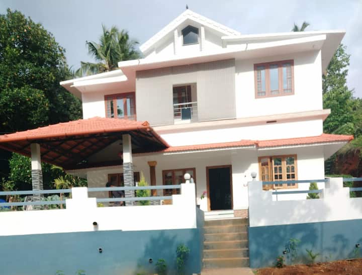 Kalayil Homestay - Iritty