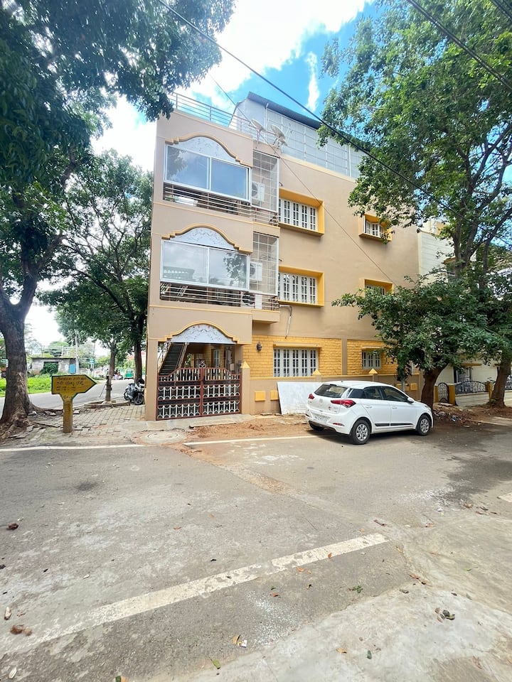 Sahasra Homestay 3 Ac - Mysuru