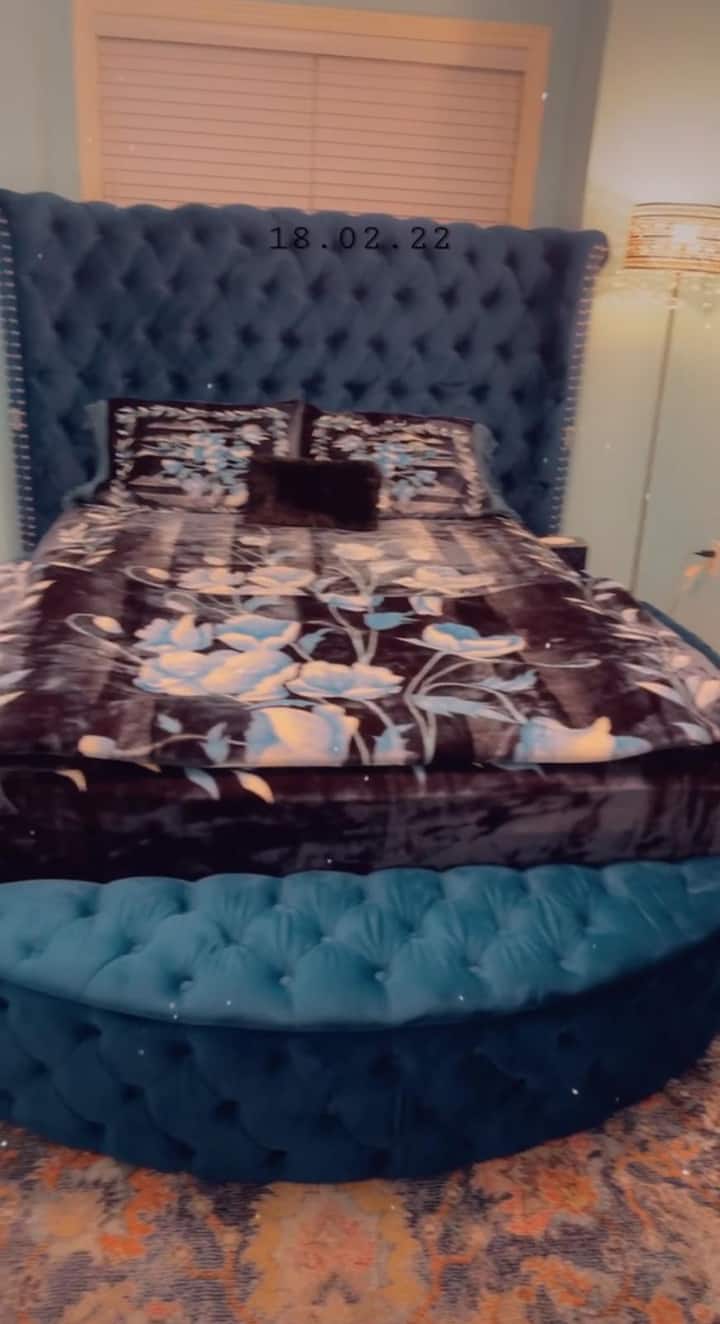 Spacious Bedrooms With Furnished - Brampton