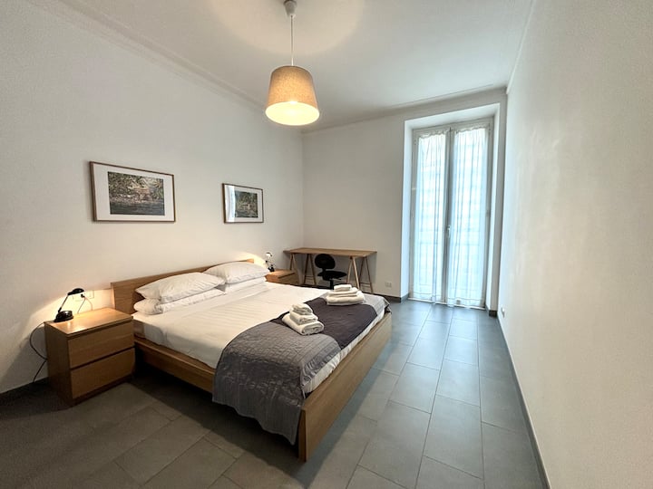Casa Paruta | Spacious & Airy, Appio District - Rím