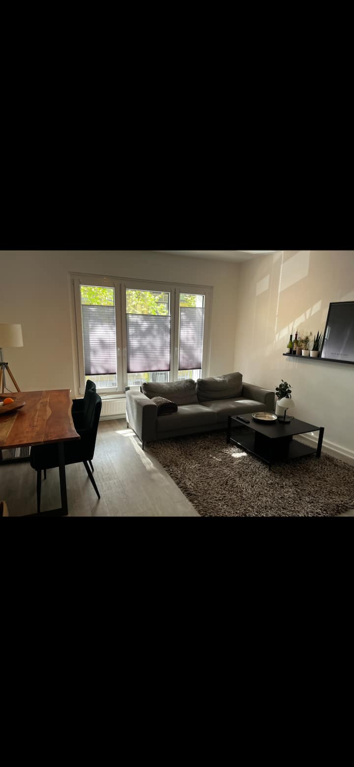 1 Zimmer In Zwei Zimmer Wohnung In Top Lage - Dortmund