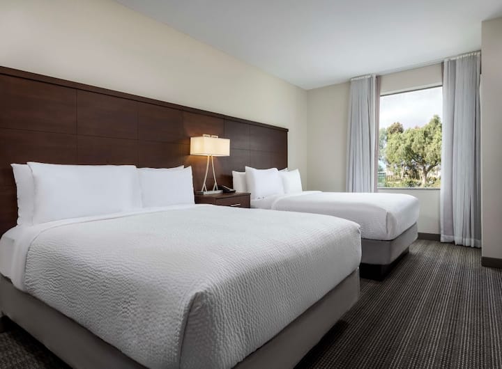 Carlsbad 3 Units Of 1-bedroom Park & Breakfast - Carlsbad, CA