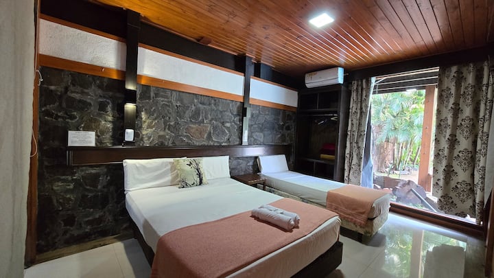 Triple, Céntrico, Piscina, Desayuno Incluido - Puerto Iguazú