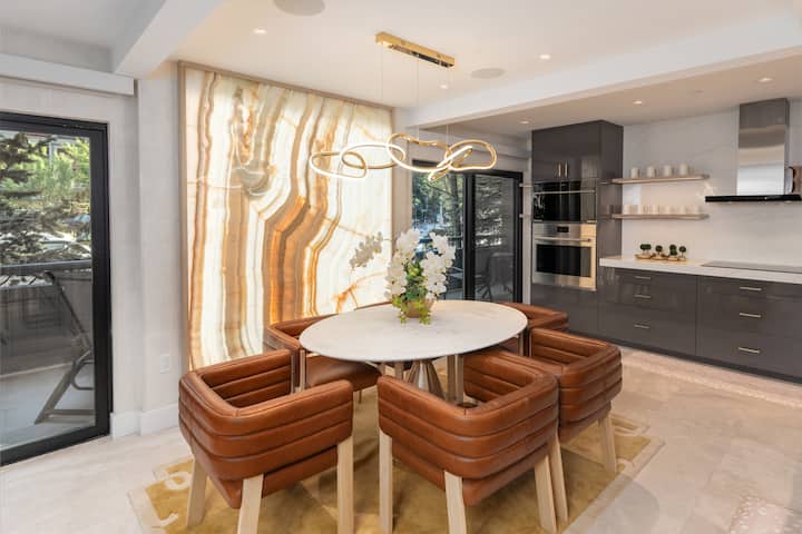 Aspen Square Condo Hotel #110 4bd/4bath - 애스펀