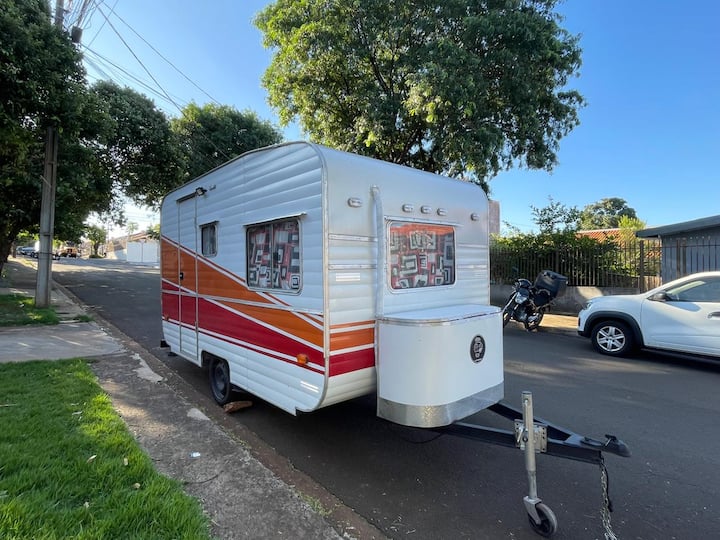 Trailer Para 4 Pessoas Com Banheiro Completo E Ar - Matinhos