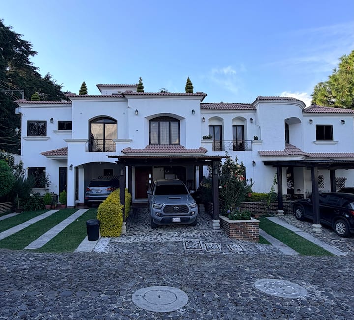 Nice And Quiet Place To Relax En San Lucas - Santiago Sacatepéquez