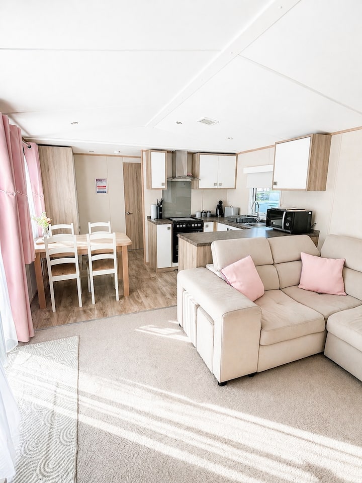 Coppersrest Family Holiday Home For Rent. - Ringwood