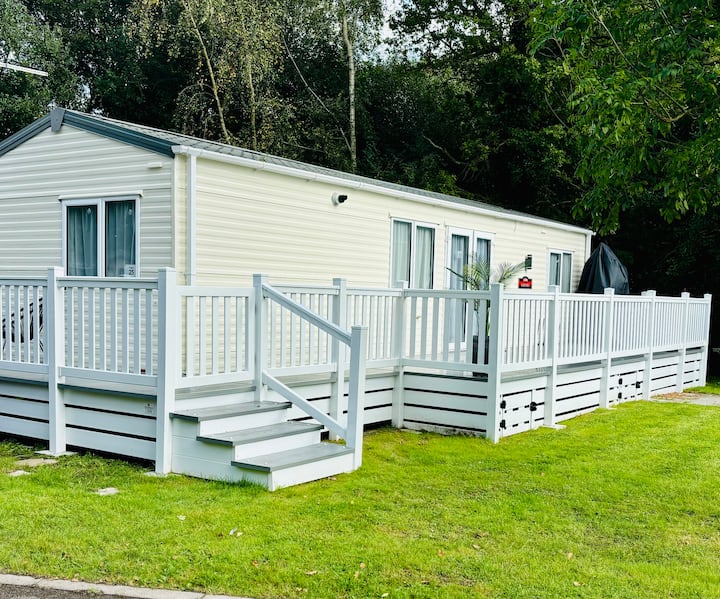 Coppersrest Family Holiday Home For Rent. - Ringwood
