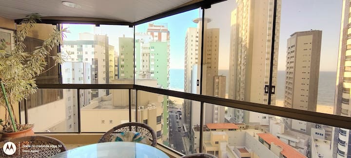 Apê Com Vista Pra Praia No Centro - Balneário Camboriú