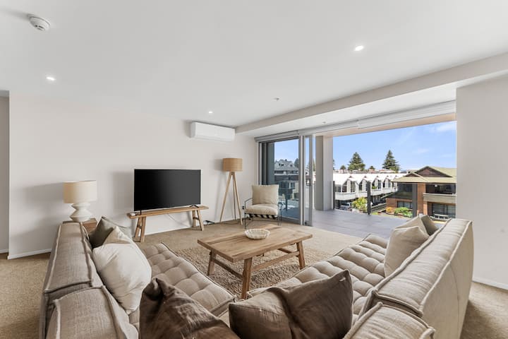 Stylish Apartment In The Heart Of The Mount - Mount Maunganui