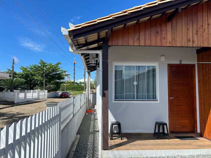 Suite Suzena Na Frente Do Beto Carrero C/ Cozinha - Penha