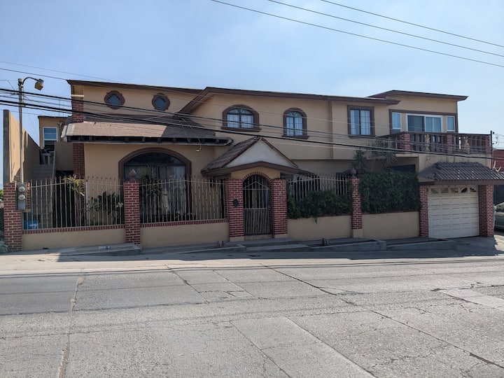 Casa. Apartamento Planta Alta  Colinas De Aragón - Rosarito